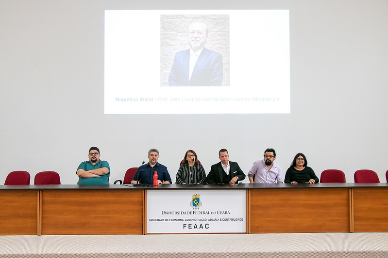 A FEAAC realizou nesta quinta-feira (16.03) a recepção dos calouros ...