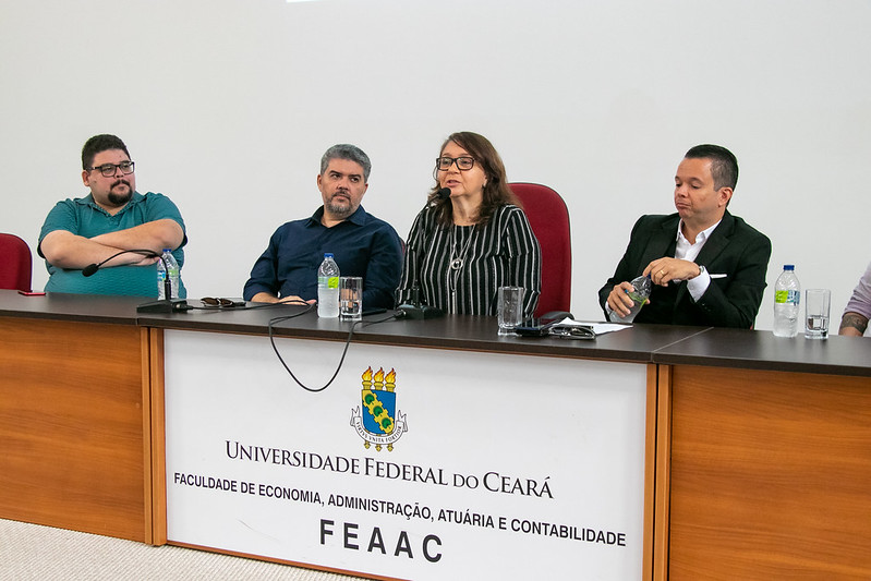 A FEAAC realizou nesta quinta-feira (16.03) a recepção dos calouros ...